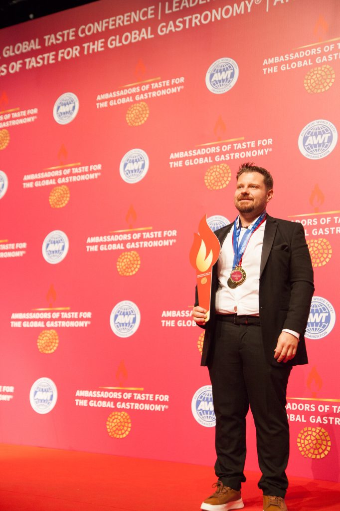 ΤΕΡΑΣΤΙΑ Η ΕΠΙΤΥΧΙΑ ΓΙΑ ΤΗΝ ΕΛΛΑΔΑ ΤΟ 4ο ΠΑΓΚΟΣΜΙΟ ΣΥΝΕΔΡΙΟ ΕΛΛΗΝΙΚΗΣ ...